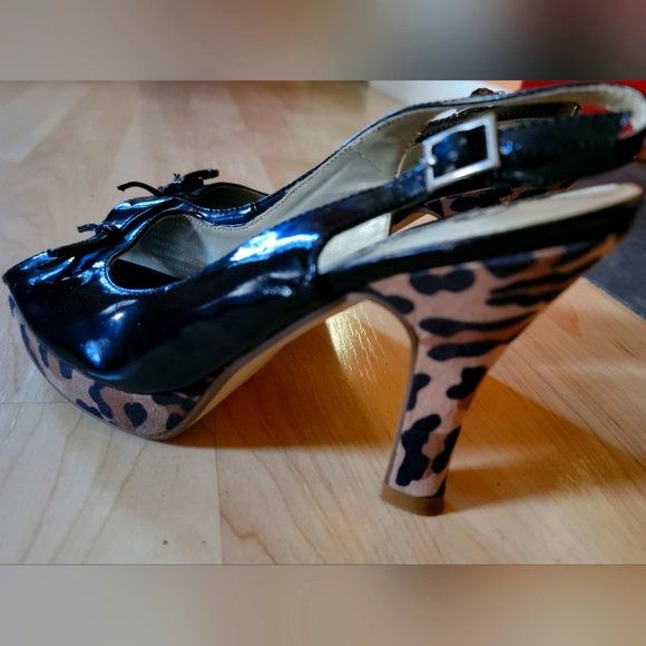 Candie's | Shoes | Candies Black Patton Leather Fuzzy Soft Cheetah ...